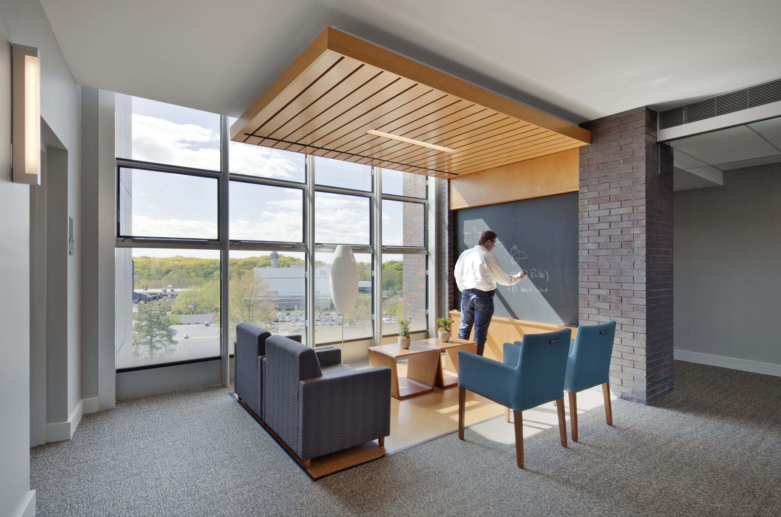Simons Center for Geometry and Physics at Stony Brook University - EW ...